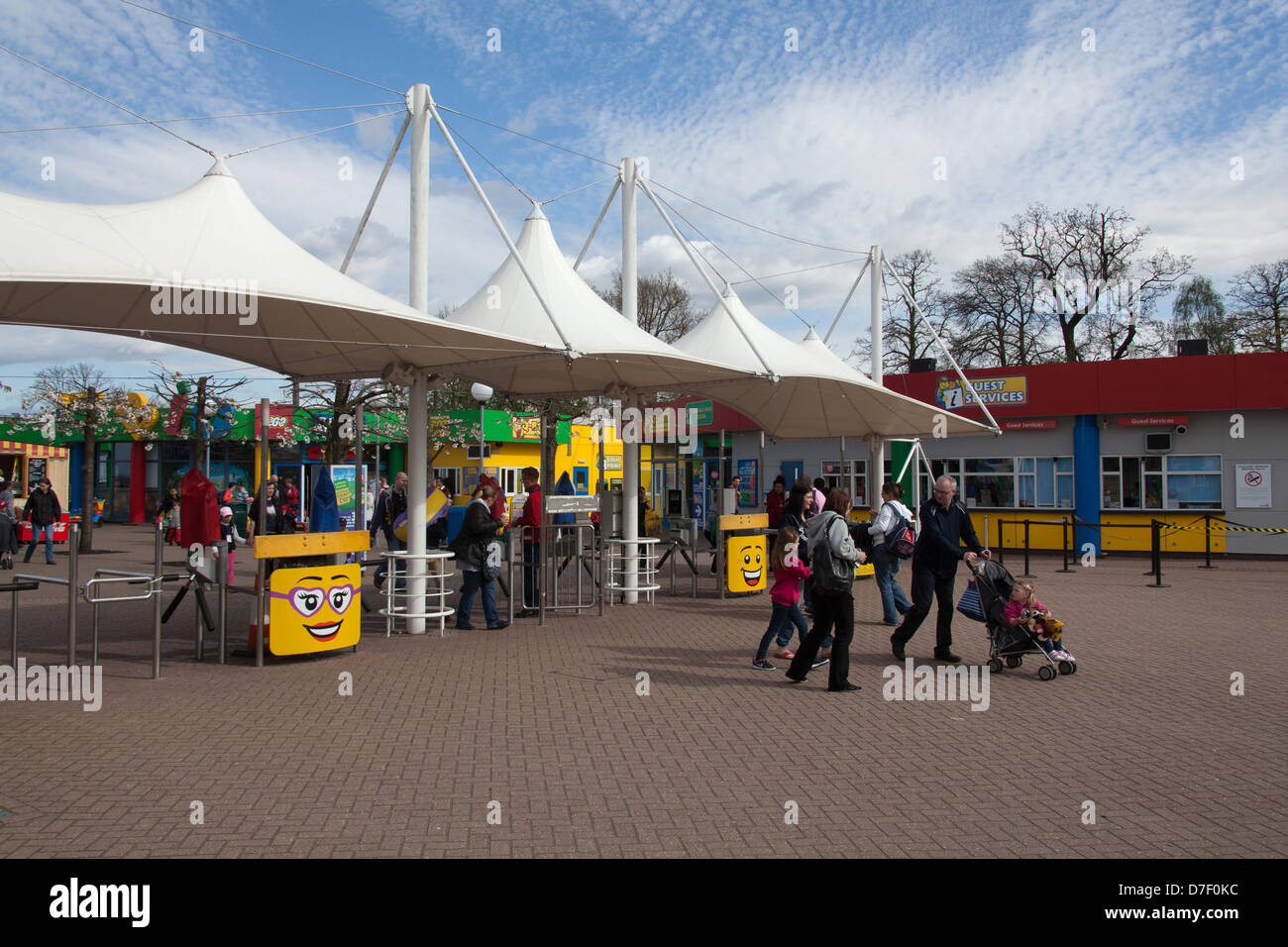 Entrance gate legoland windsor hi-res stock photography and images - Alamy