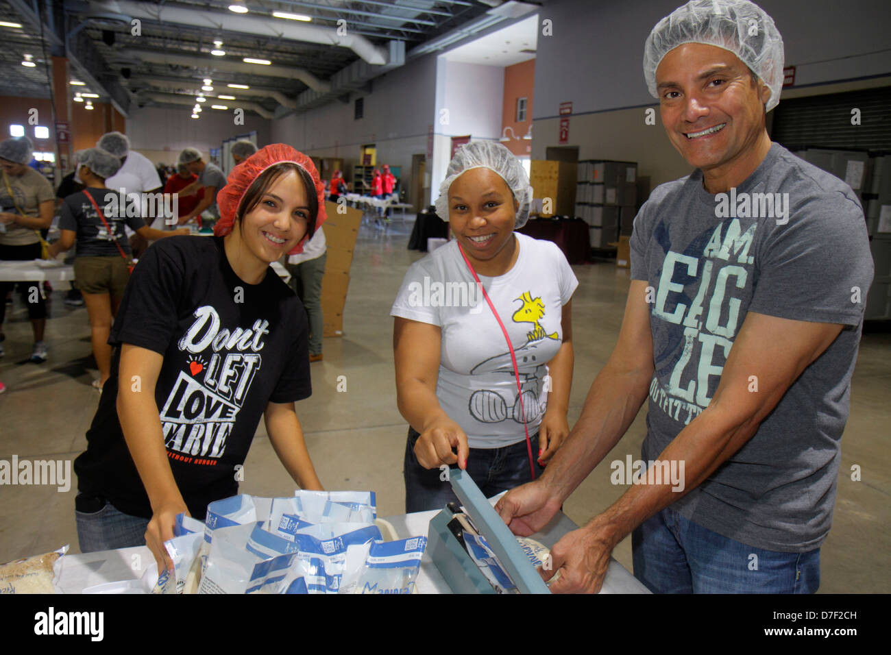 Starving african people hi-res stock photography and images - Alamy