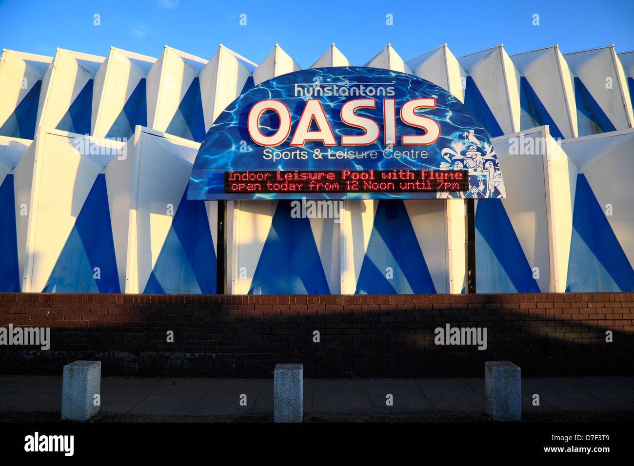 Hunstanton, Norfolk, The Oasis sports and leisure centre, center ...
