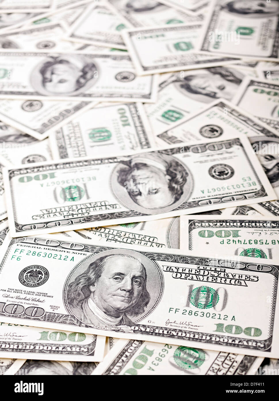 Macro shot Benjamin Franklin's portrait on 100 US$ money note defocused ...