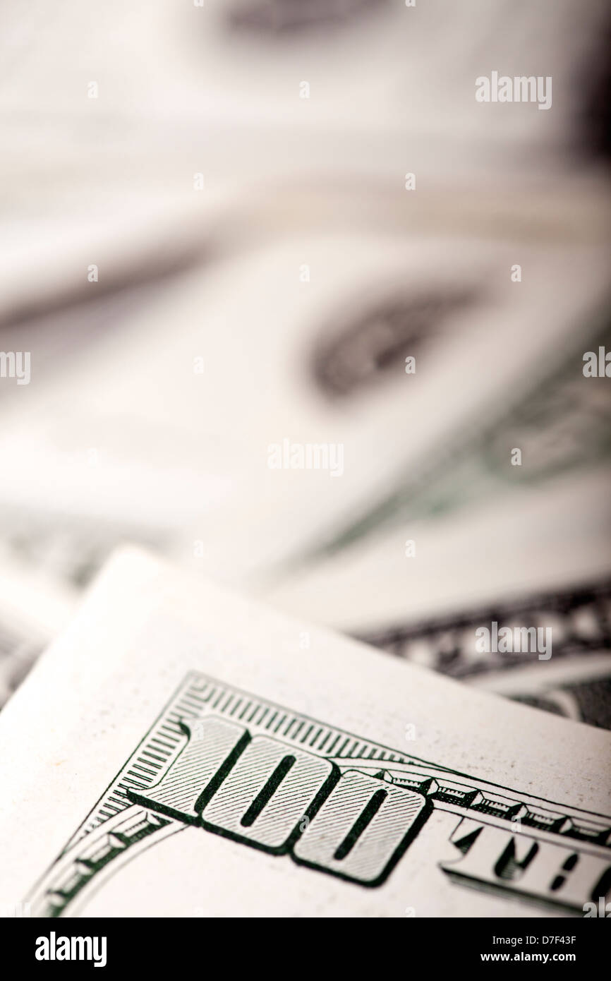 Extreme Macro 100 US$ money note depicting monitary value note. Very ...