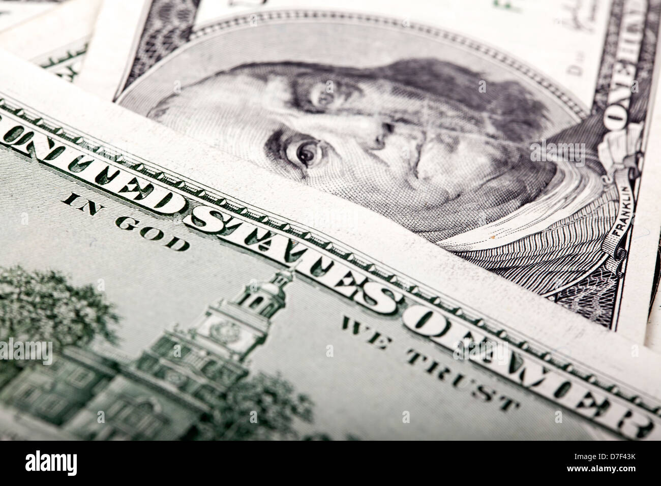 100 shot hi-res stock photography and images - Alamy