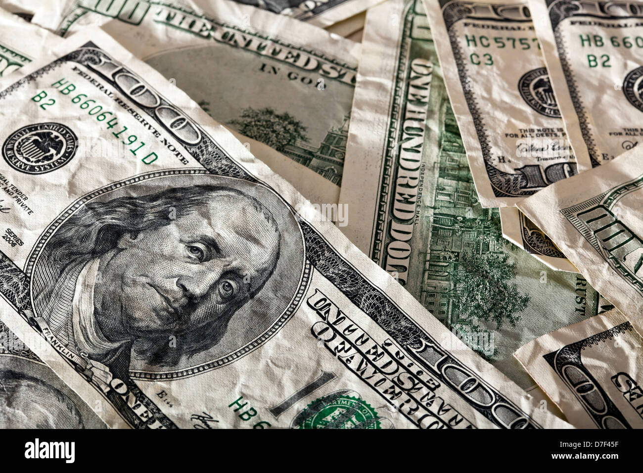 Crumpled up notes money hi-res stock photography and images - Alamy