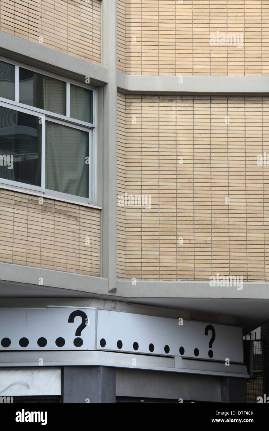 Question mark on shop hi-res stock photography and images - Alamy