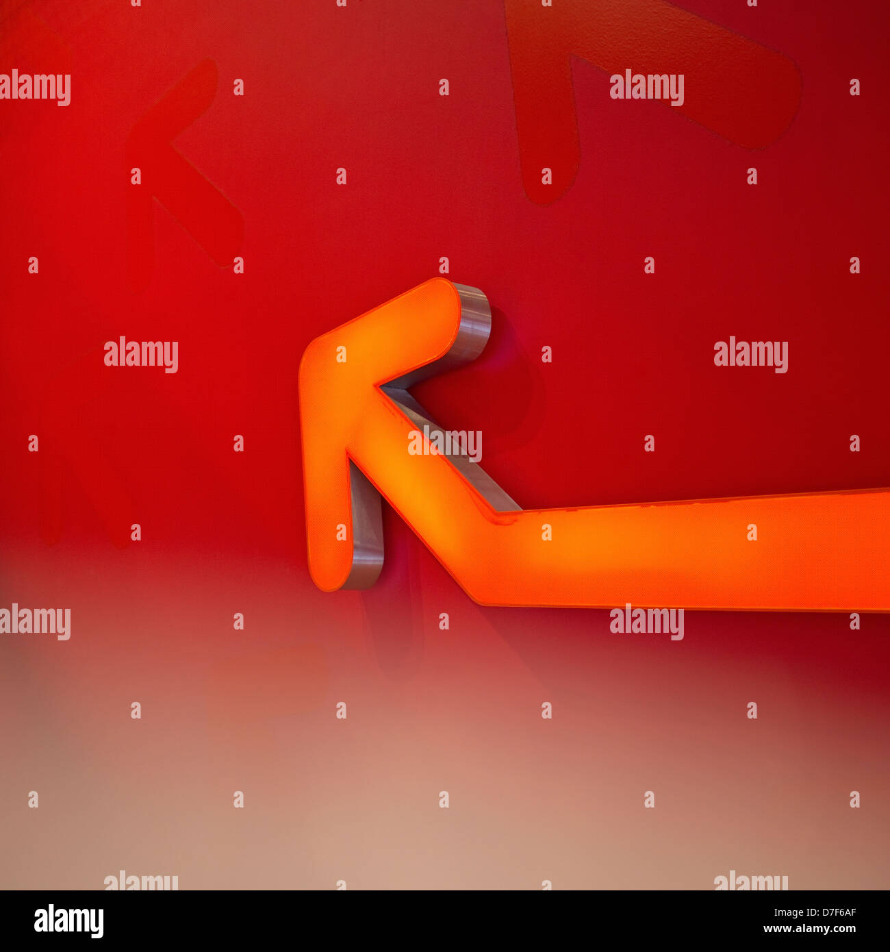 Neon sign arrow hi-res stock photography and images - Alamy