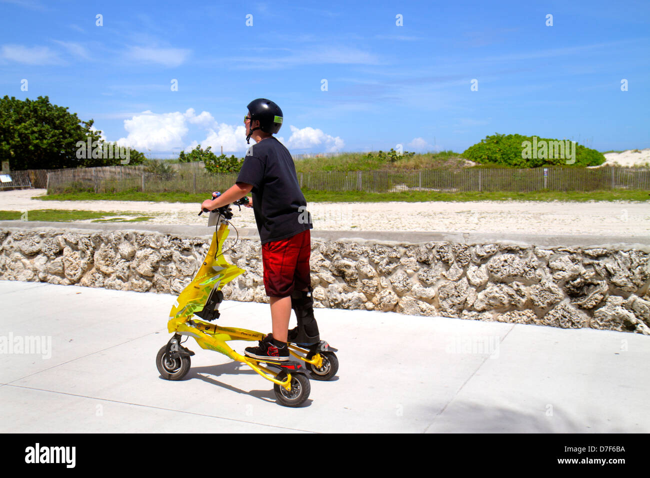 Trikke hi-res stock photography and images - Alamy