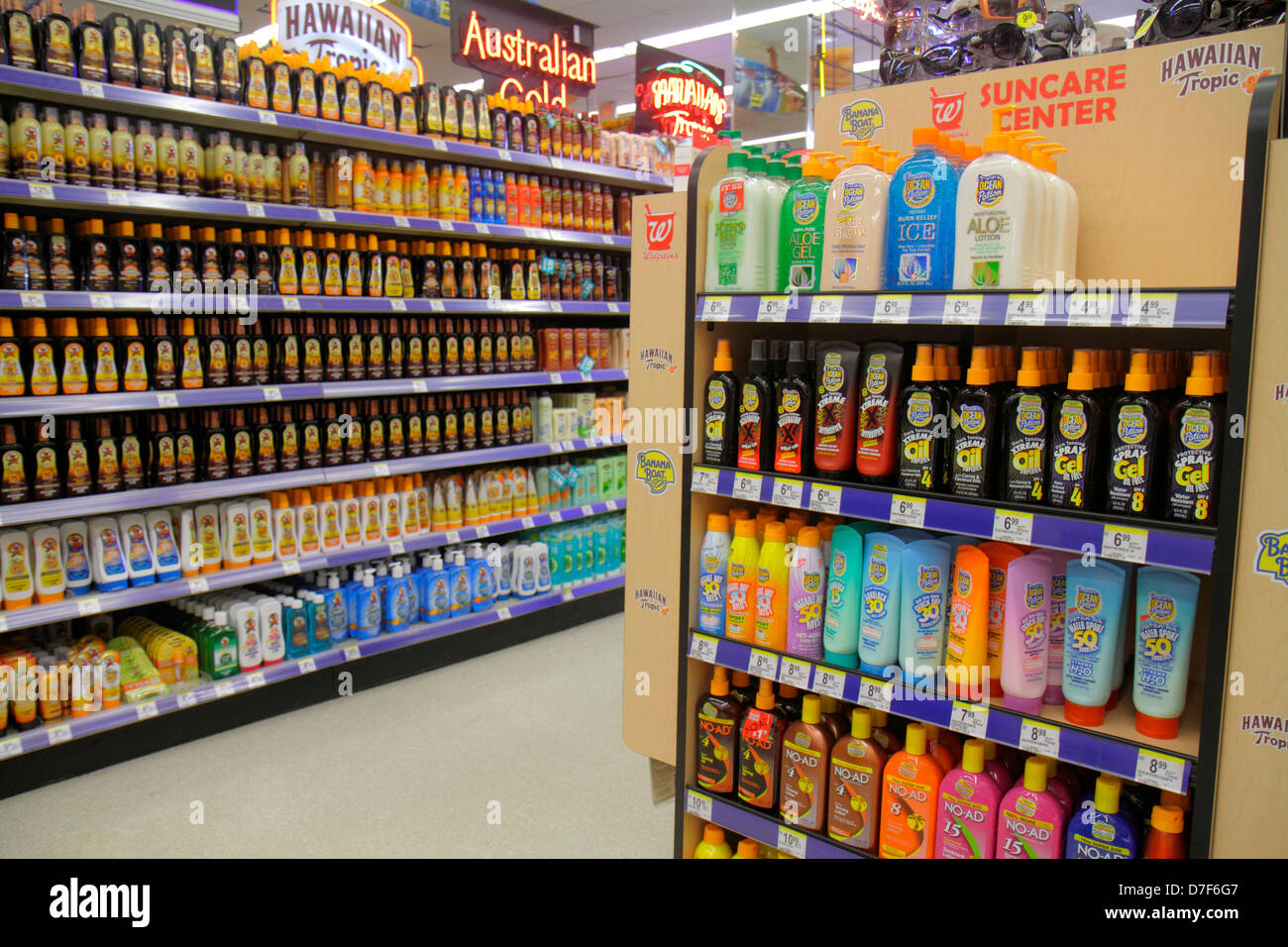 Hawaiian tropic sunblock hi-res stock photography and images - Alamy