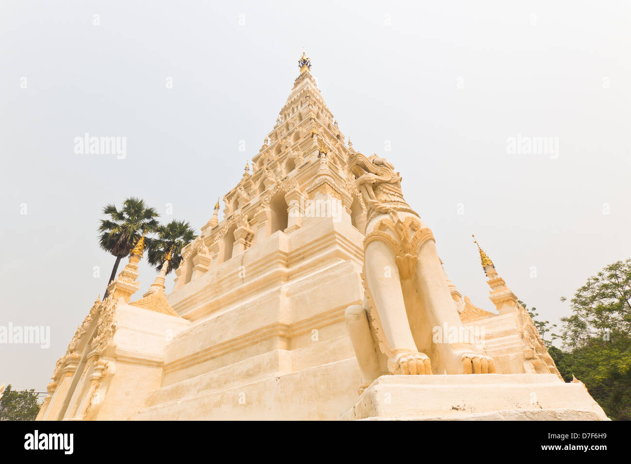 Buddhist Triangle Pagoda in Wat (Temple) Chedi Liam at "Wiang Kum Kam ...