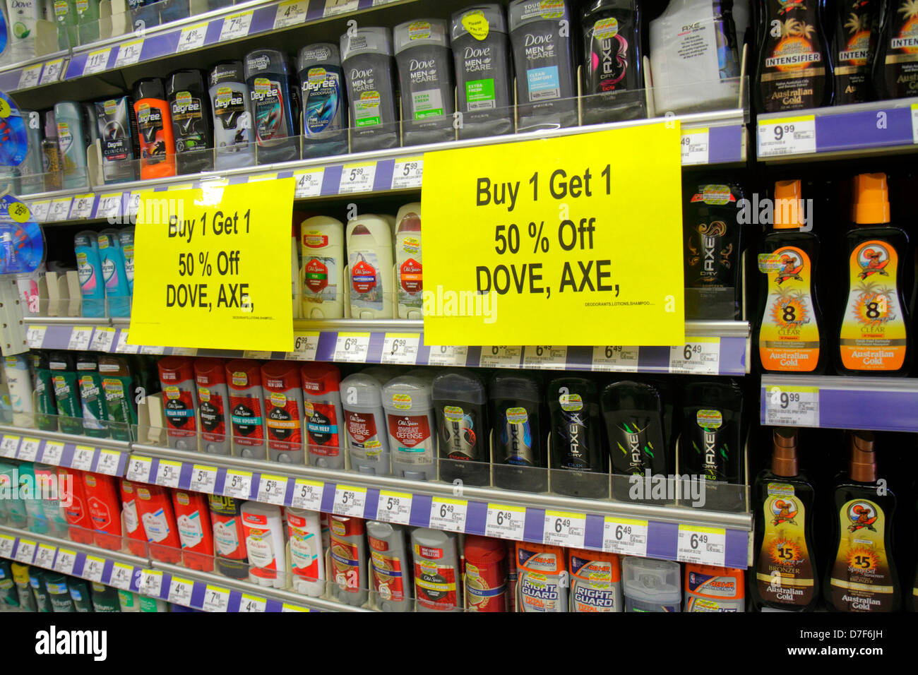 Miami Beach Florida,Walgreens,pharmacy,drugstore,shelf shelves shelving ...