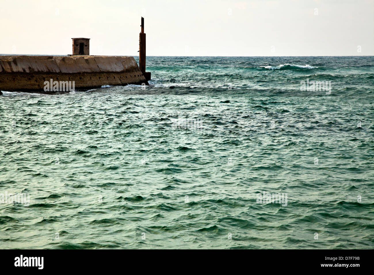 Hut on edge pier hi-res stock photography and images - Alamy