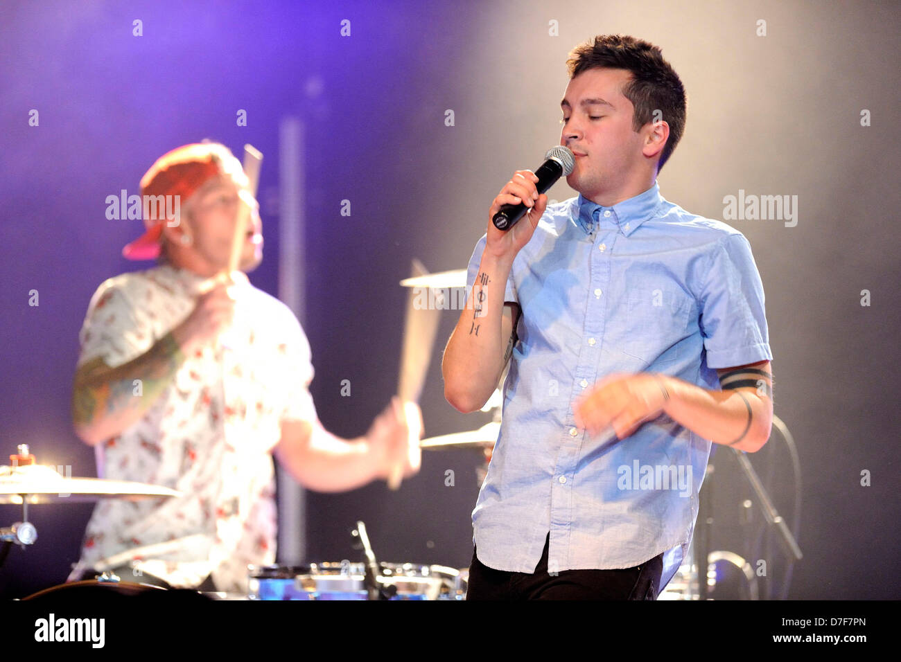 Toronto, Canada. 6th May 2013. American musical duo TWENTY ONE PILOTS ...