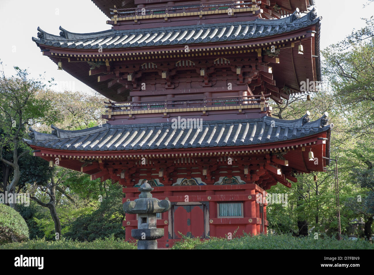 Worship temple: kan’ei ji hi-res stock photography and images - Alamy