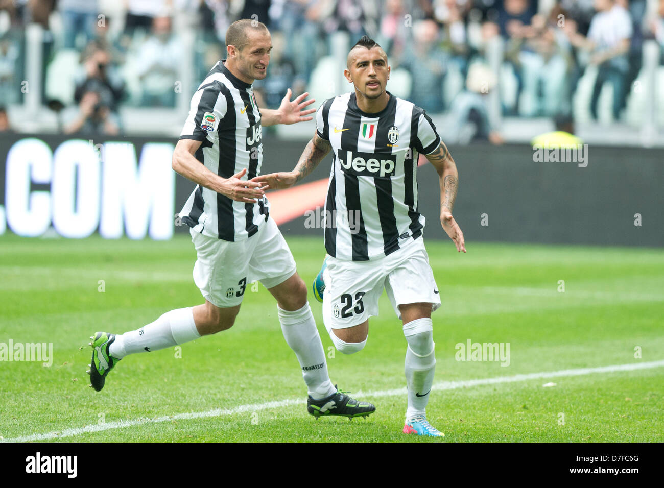 (L-R) Giorgio Chiellini, Arturo Vidal (Juventus), MAY 5, 2013 ...