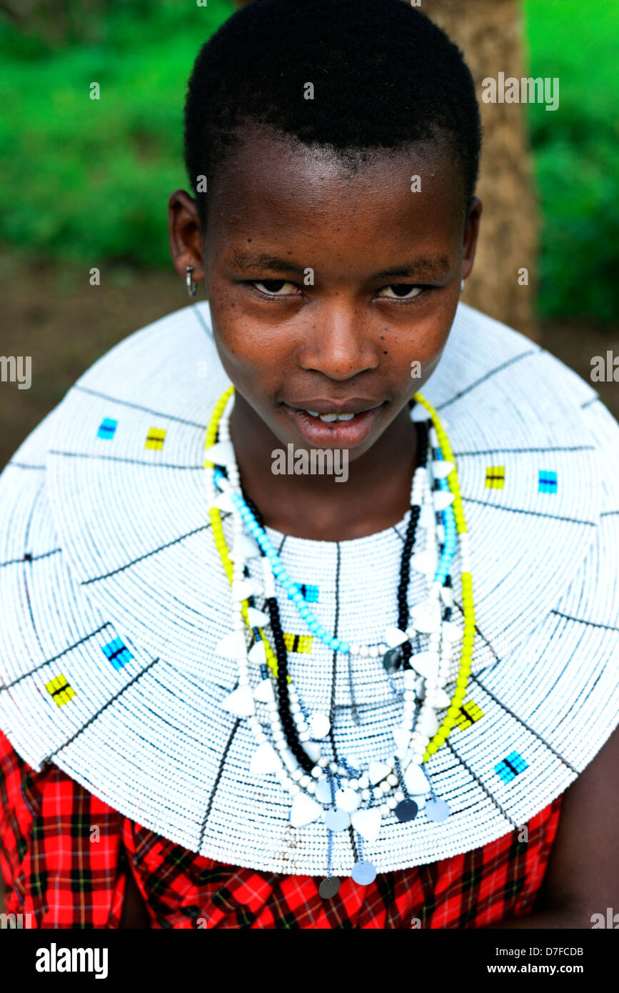 Masai tribe hi-res stock photography and images - Alamy