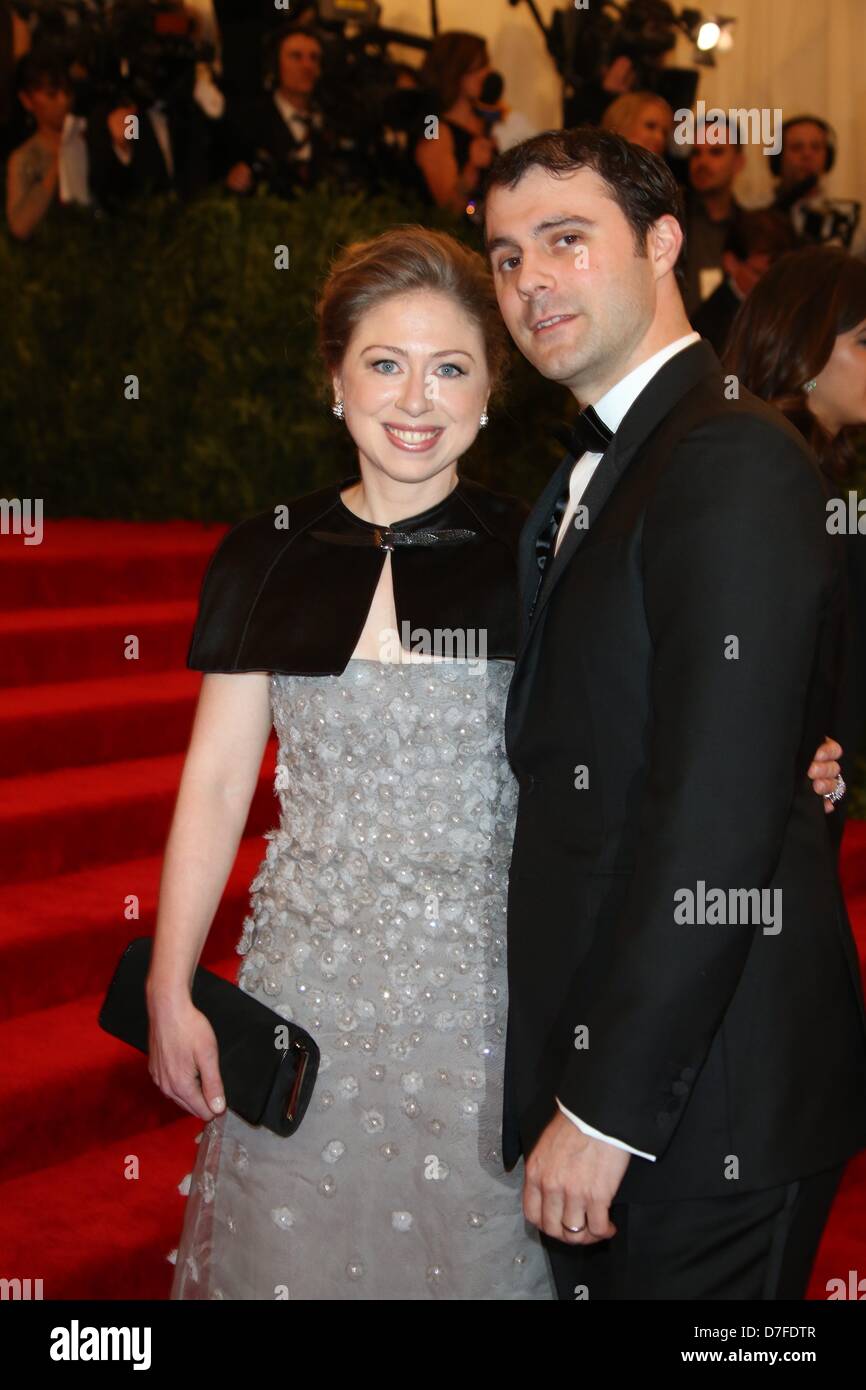 Chelsea clinton and marc mezvinsky hi-res stock photography and images ...
