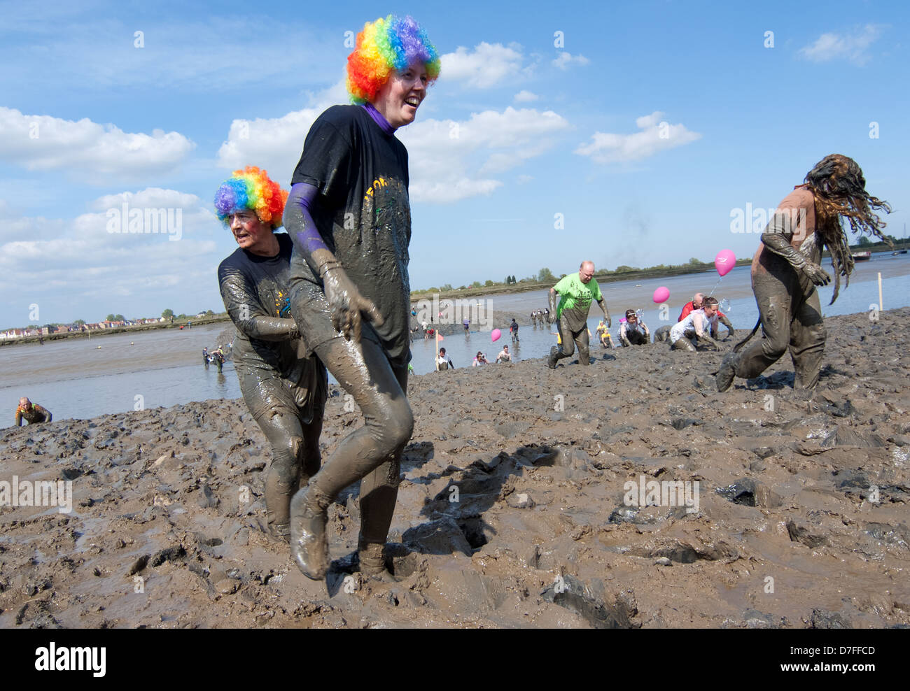 Very muddy people hi-res stock photography and images - Alamy