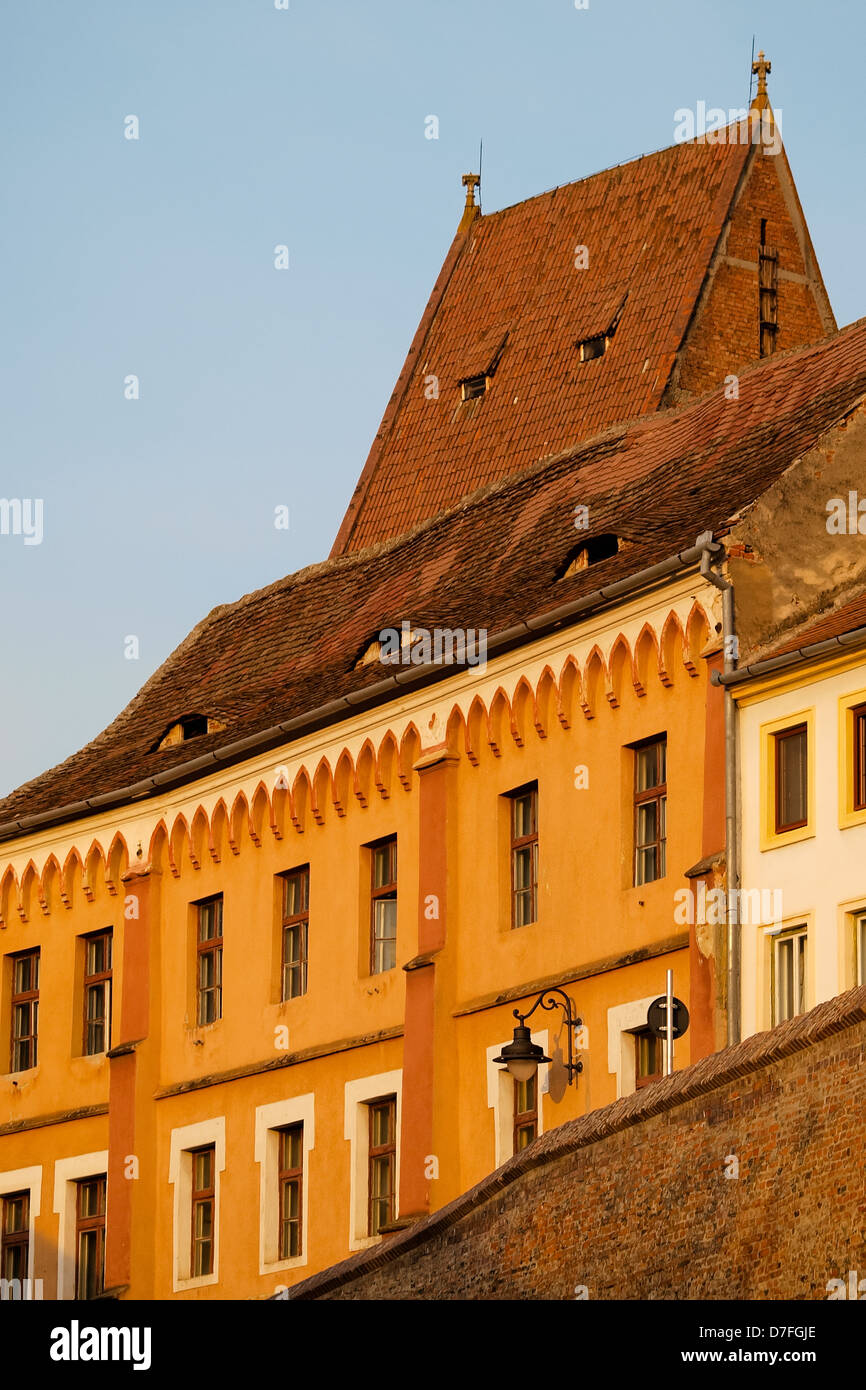 Iconic medieval buildings hi-res stock photography and images - Alamy