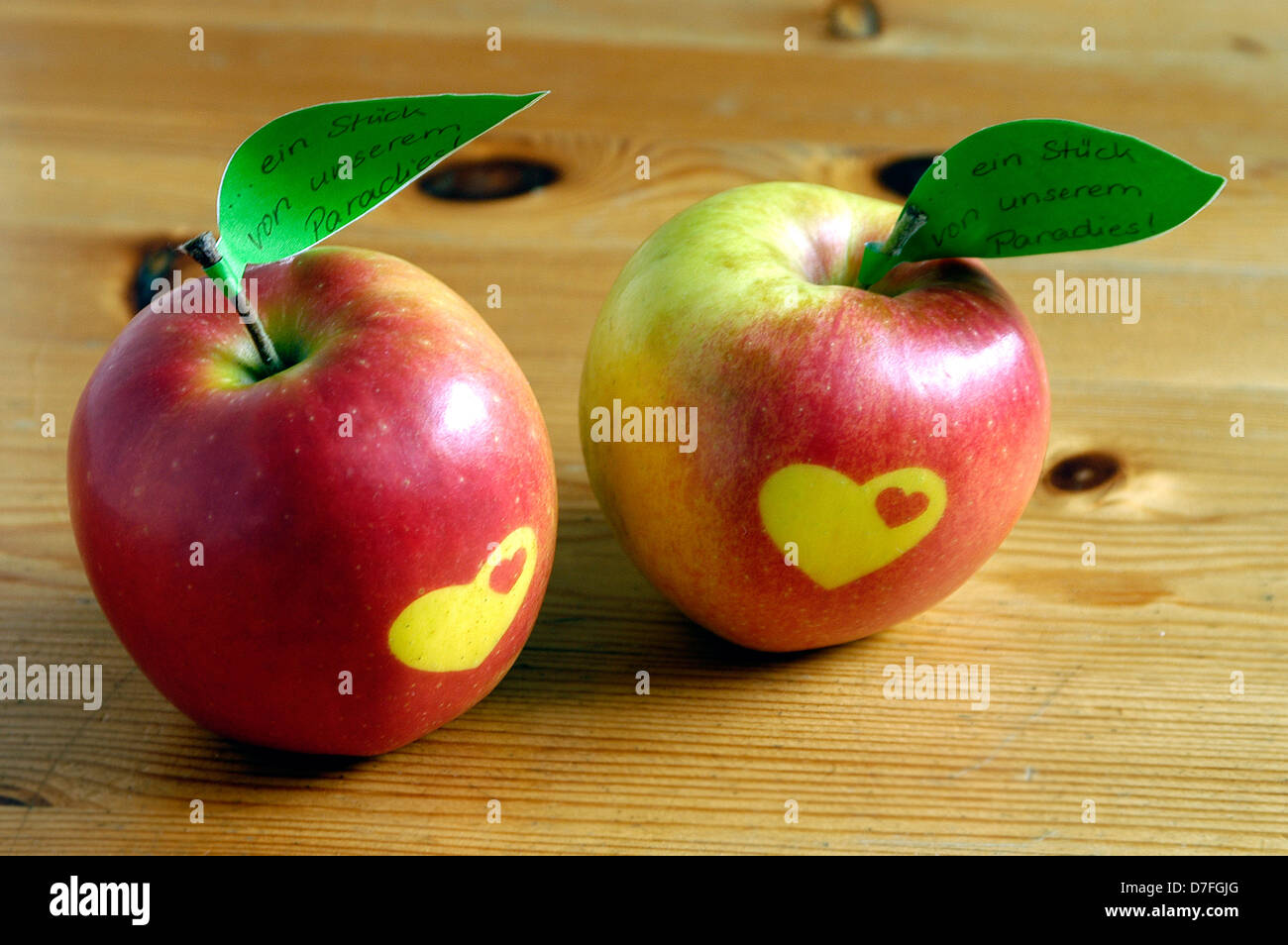 Heart apple hi-res stock photography and images - Alamy