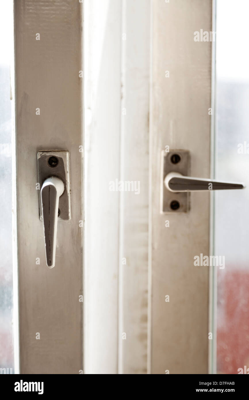 Viewtwo hi-res stock photography and images - Alamy