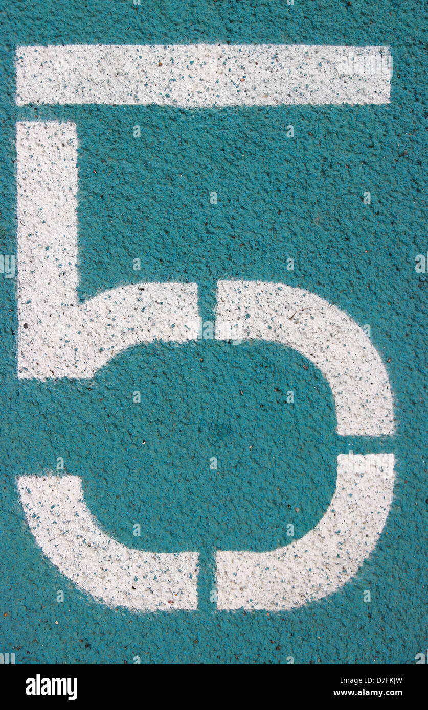 Number 5 track hi-res stock photography and images - Alamy