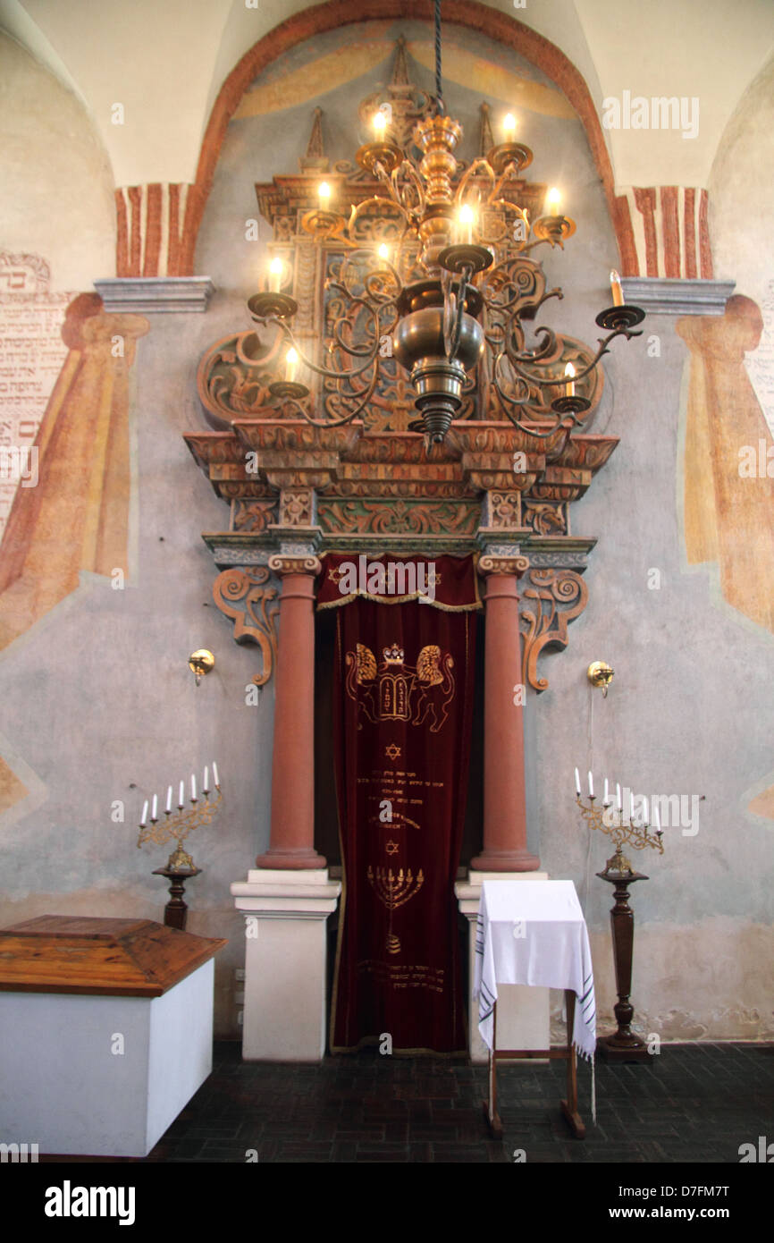 Synagogue Ark High Resolution Stock Photography and Images - Alamy