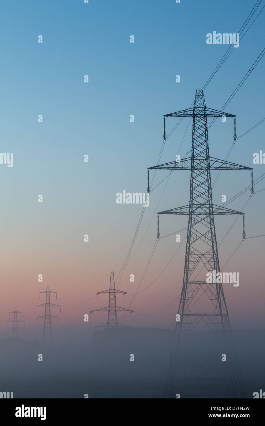 Electricity pylons scotland hi-res stock photography and images - Alamy