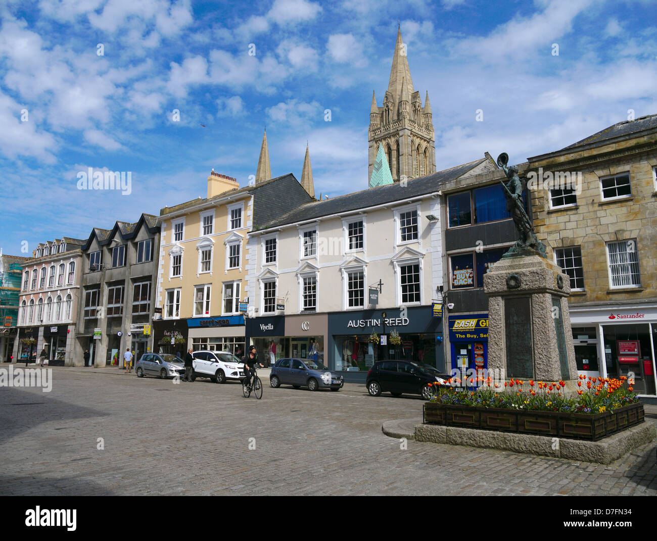 Truro Boscawen Street shops and cobblestone road. Cornwall UK Stock ...