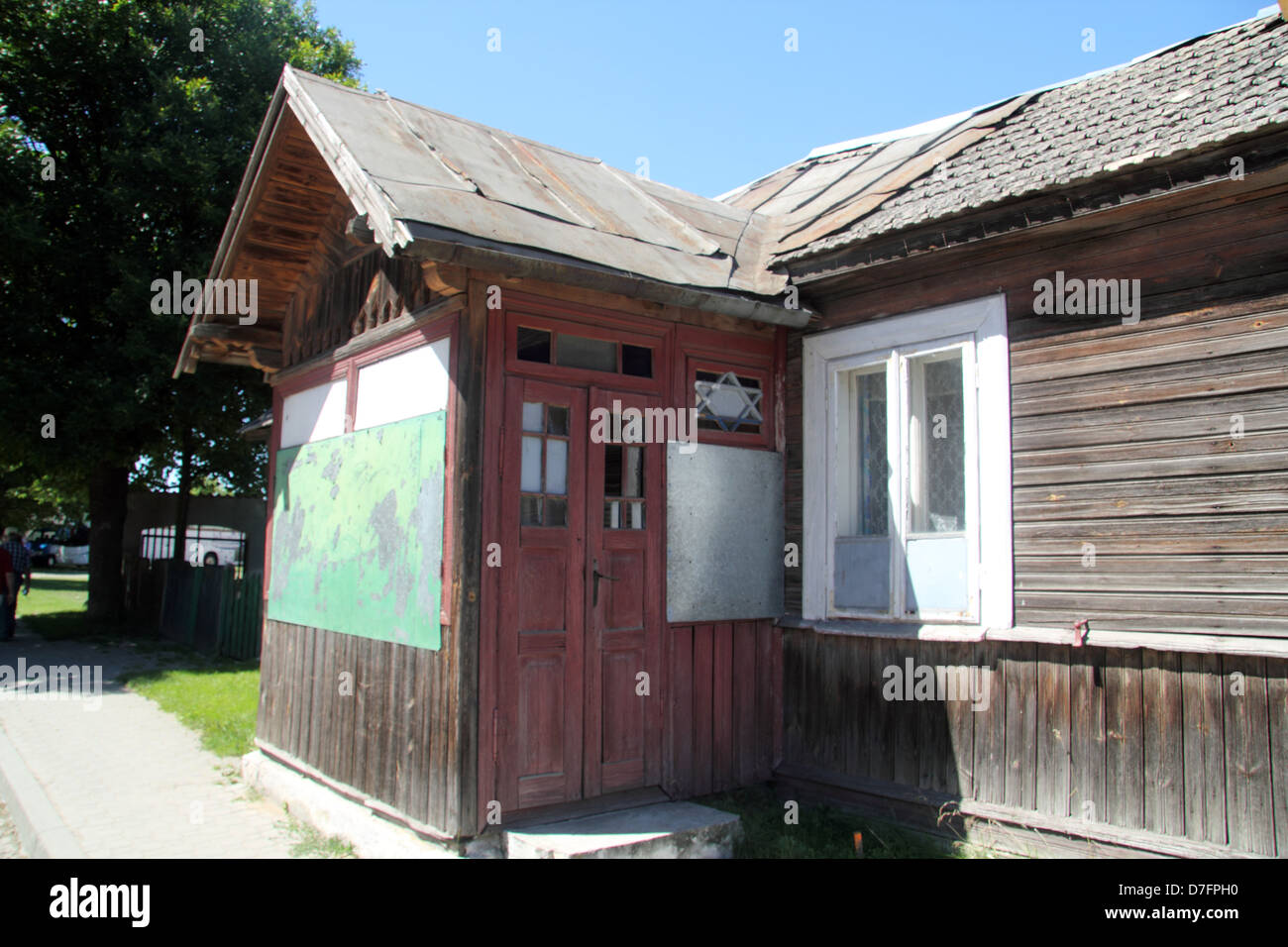 The Rabbi's wooden house in Tykocin, Poland, where he lived before the ...