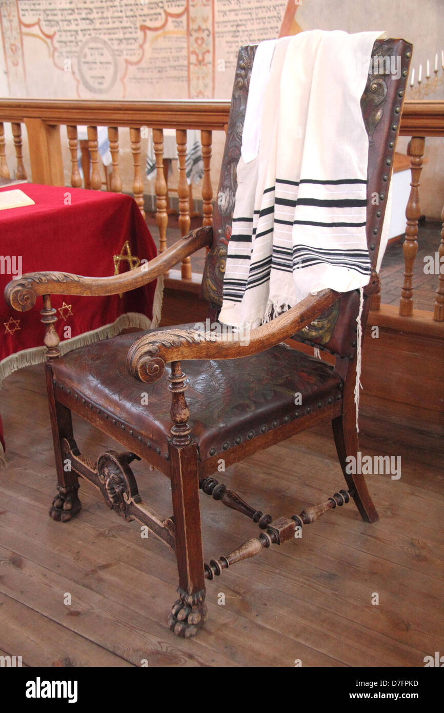 Elijah's chair at Tykocin (Tiktin) Synagogue in Poland Stock Photo - Alamy