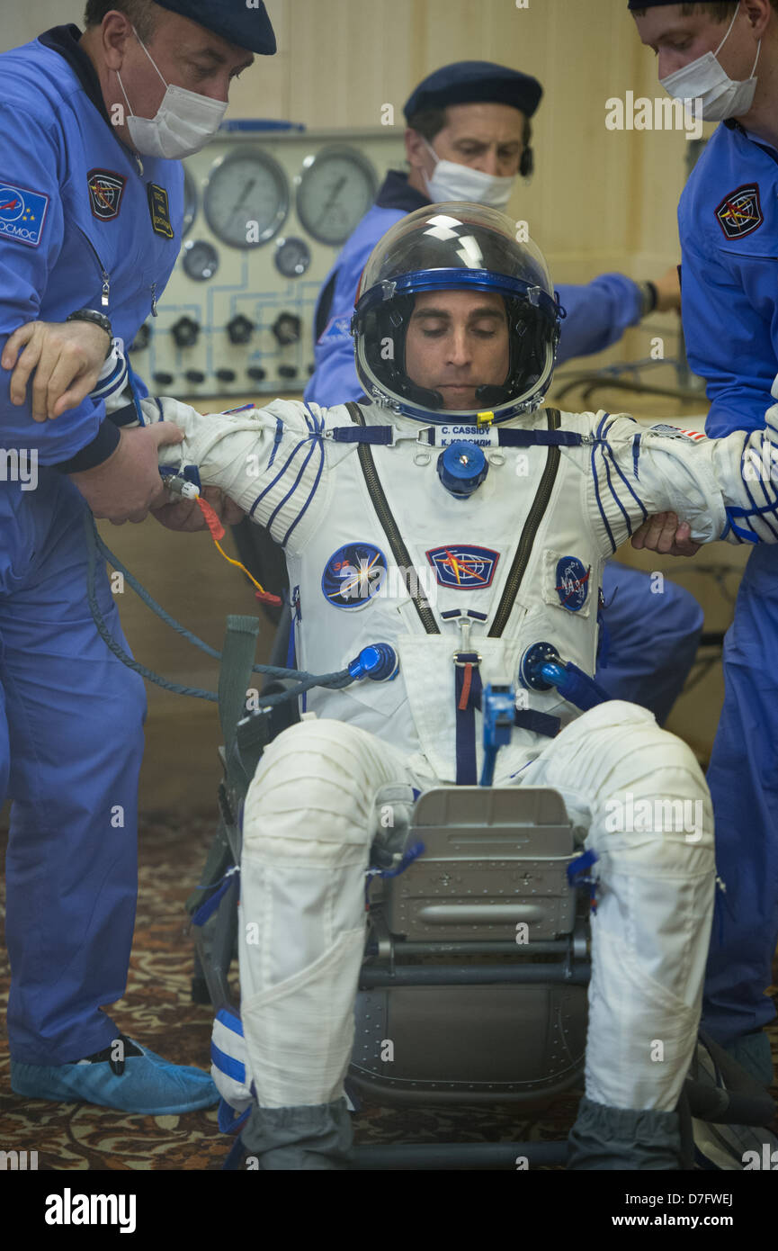 Expedition 35 Preflight High Resolution Stock Photography and Images ...