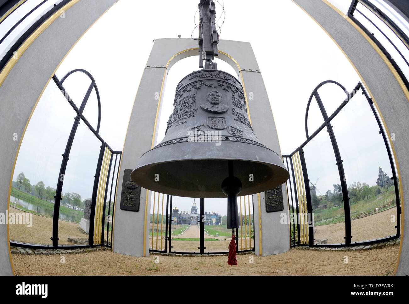Gifhorn, Germany. 7th May, 2013. View of the so-called European liberty ...