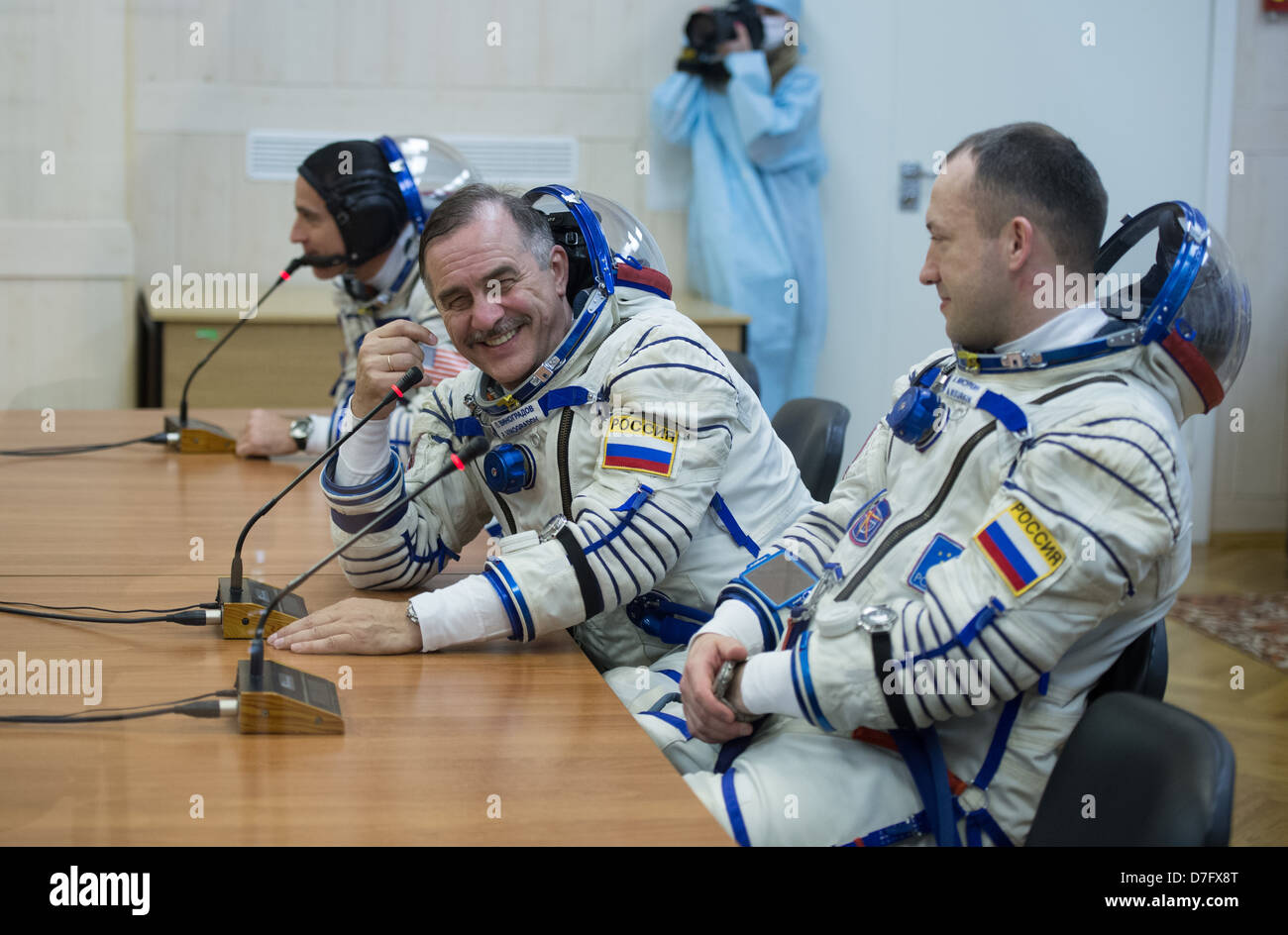 Expedition 35 Preflight High Resolution Stock Photography and Images ...