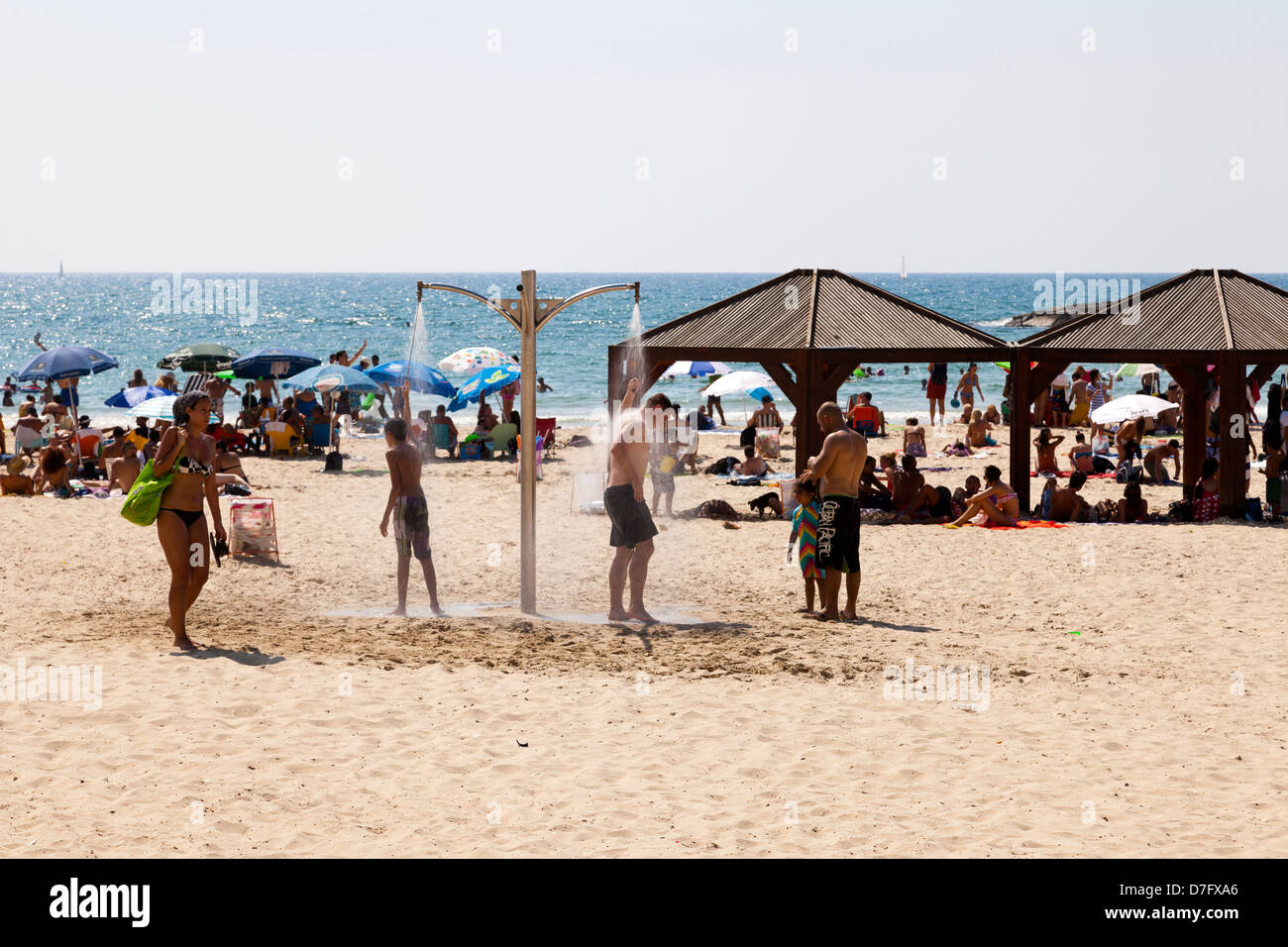 Israel tel aviv sunbathing on hi-res stock photography and images - Alamy