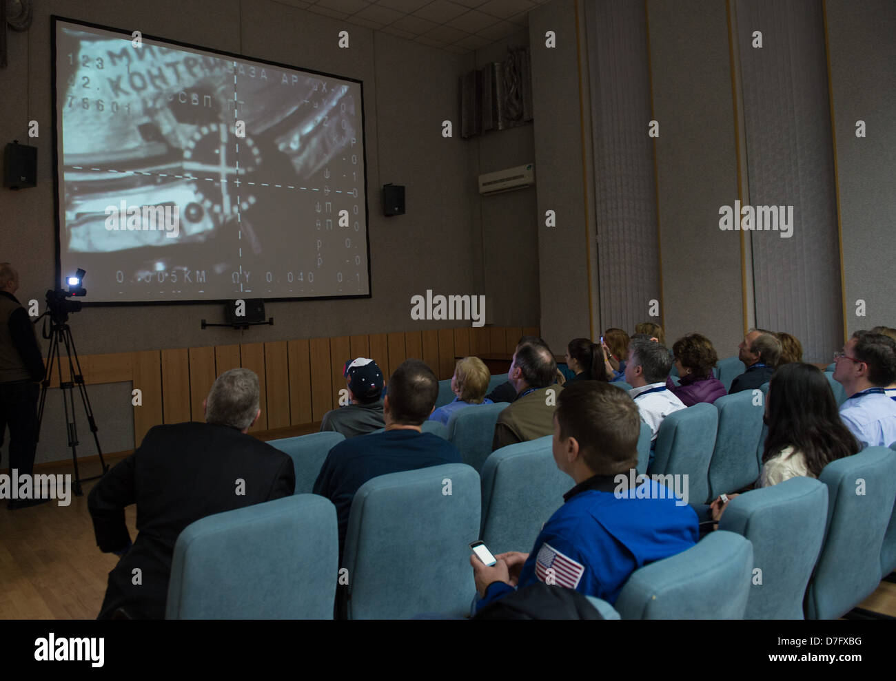 Expedition 35 crew members arrive at the International Space Station ...