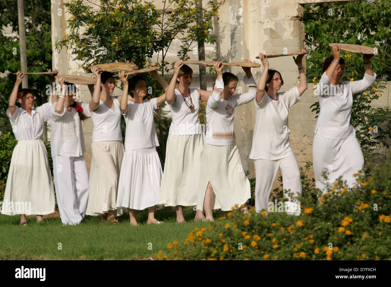 Shavuot celebration hi-res stock photography and images - Alamy