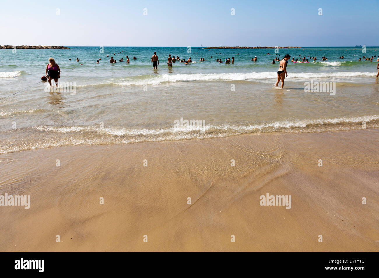 Israel bikini hi-res stock photography and images - Alamy