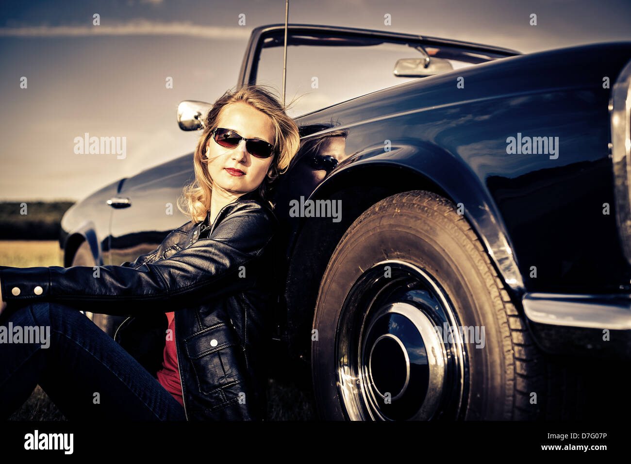 Girl driving classic car hi-res stock photography and images - Alamy
