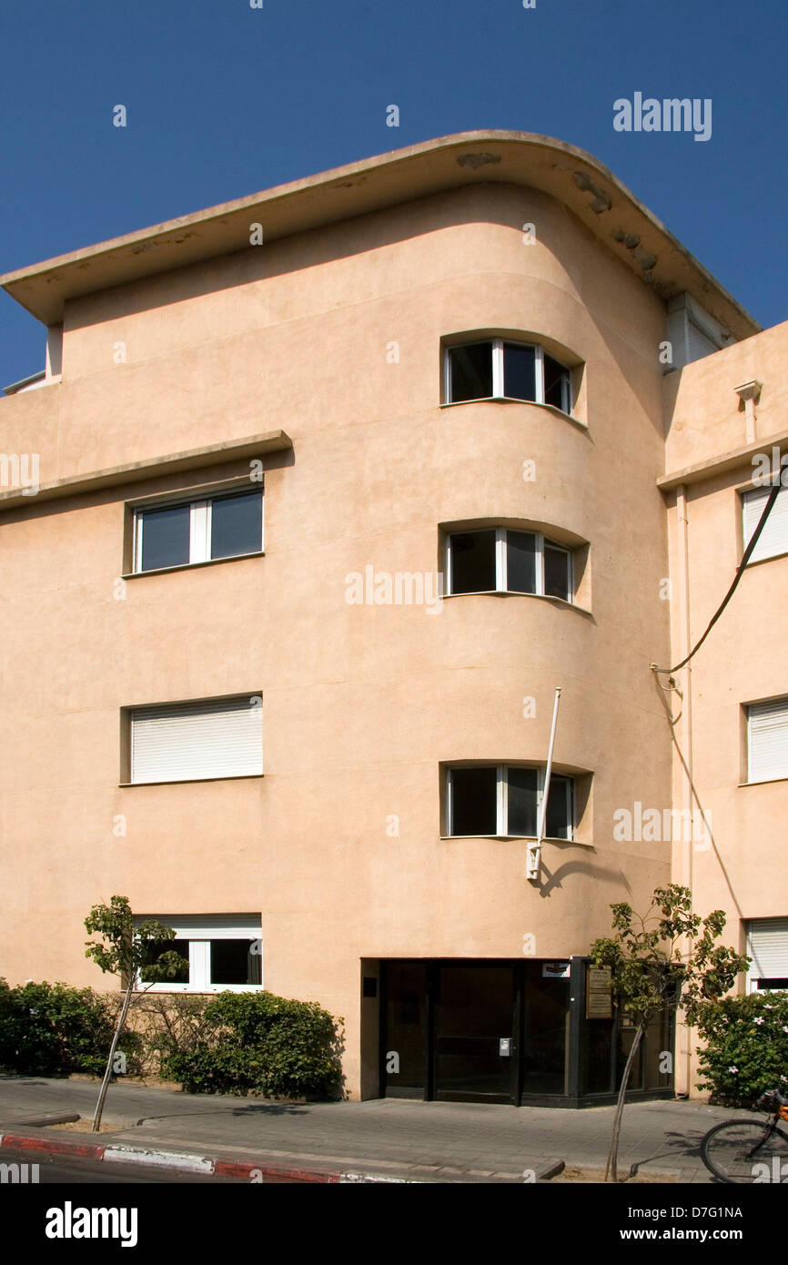 Bauhaus Style Architecture High Resolution Stock Photography and Images ...