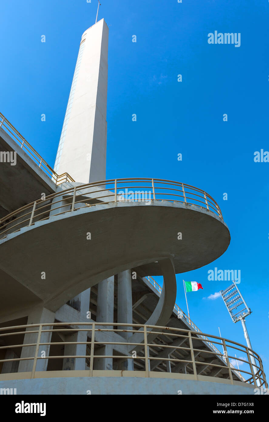 Helical ramp hi-res stock photography and images - Alamy