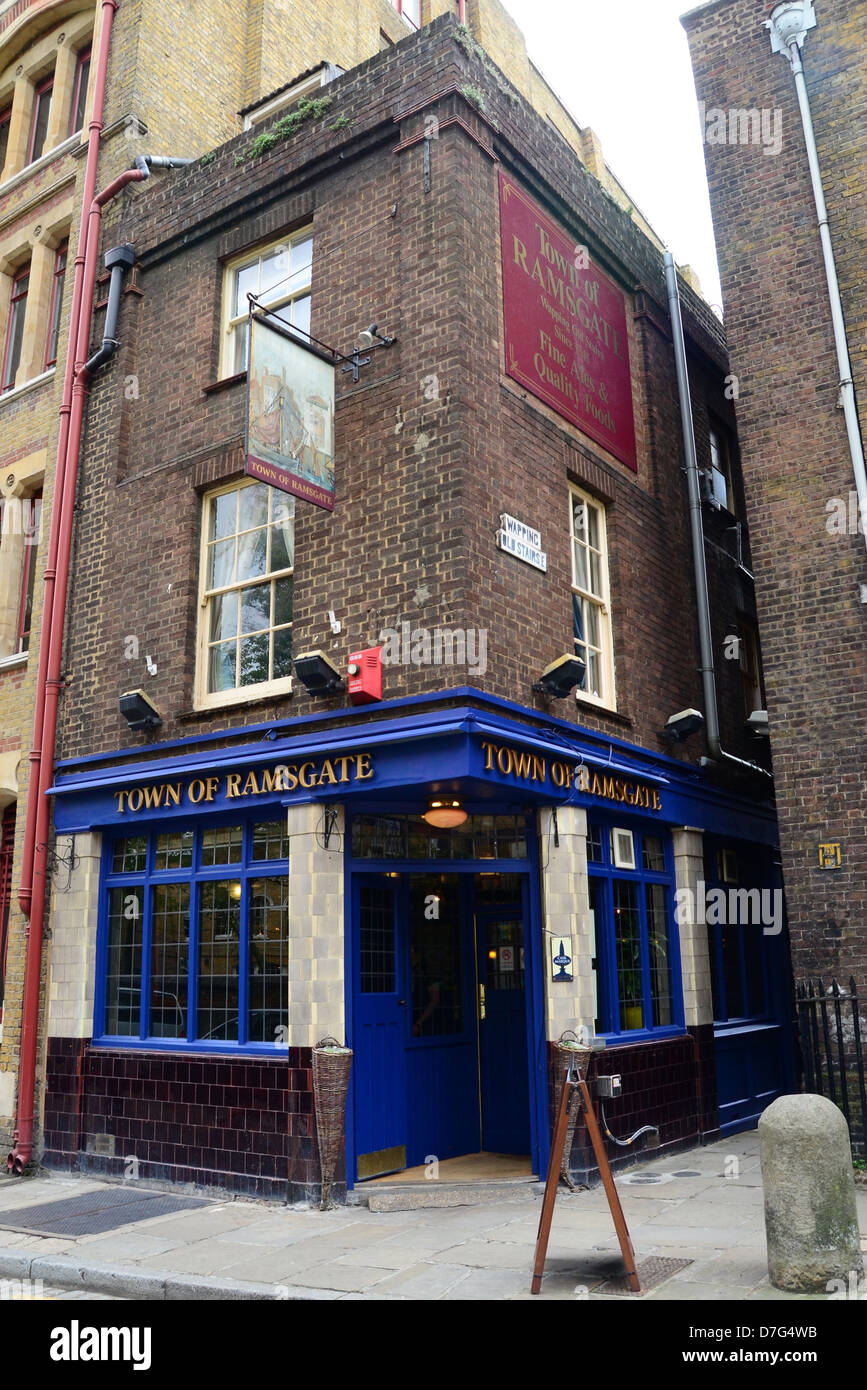 Town of Ramsgate pub, Wapping High Street, Wapping, London Stock Photo ...