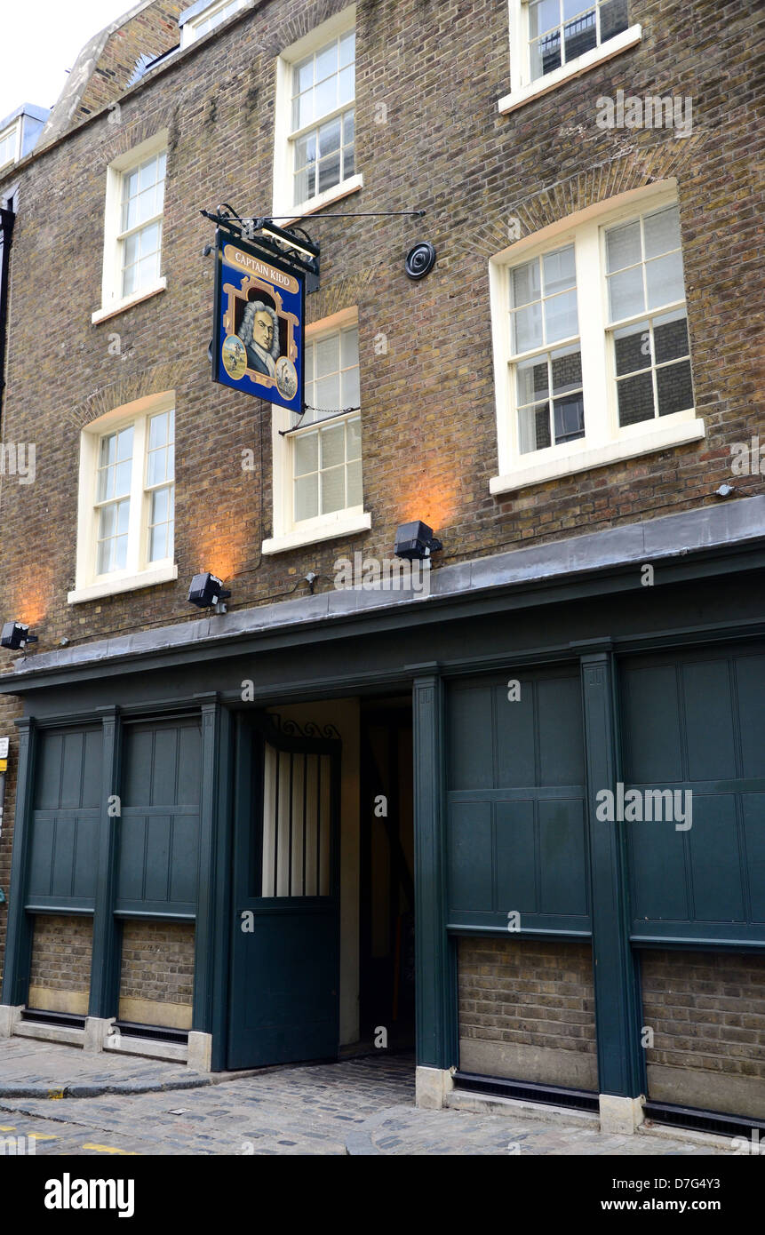 Captain kidd pub london hi-res stock photography and images - Alamy
