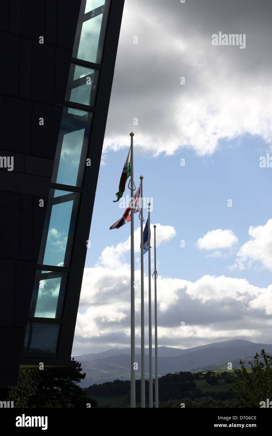 The welsh government building hi-res stock photography and images - Alamy