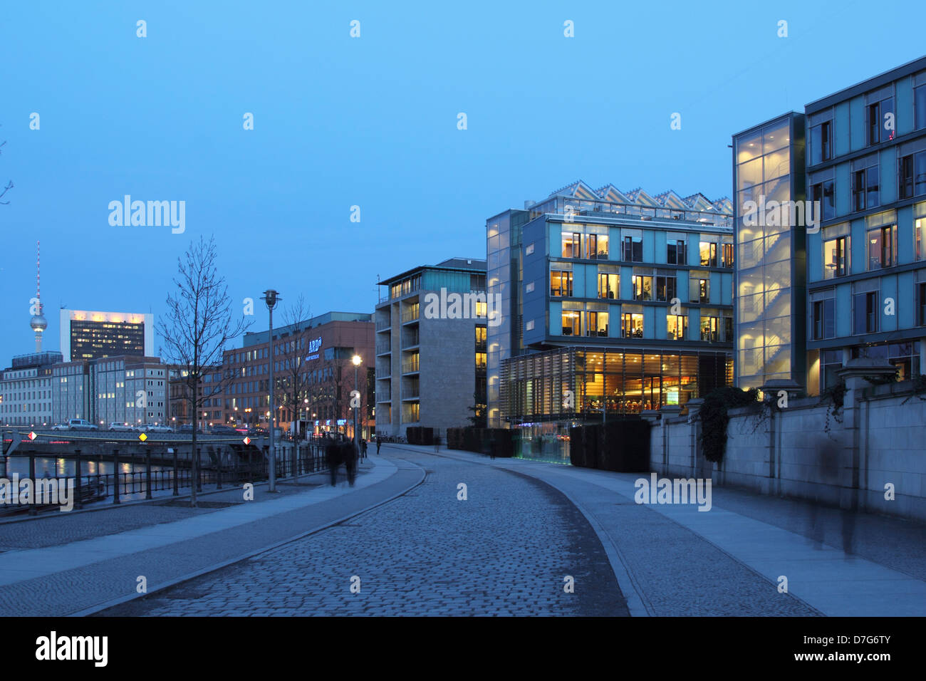 Regierungsviertel berlin mitte nacht hi-res stock photography and ...