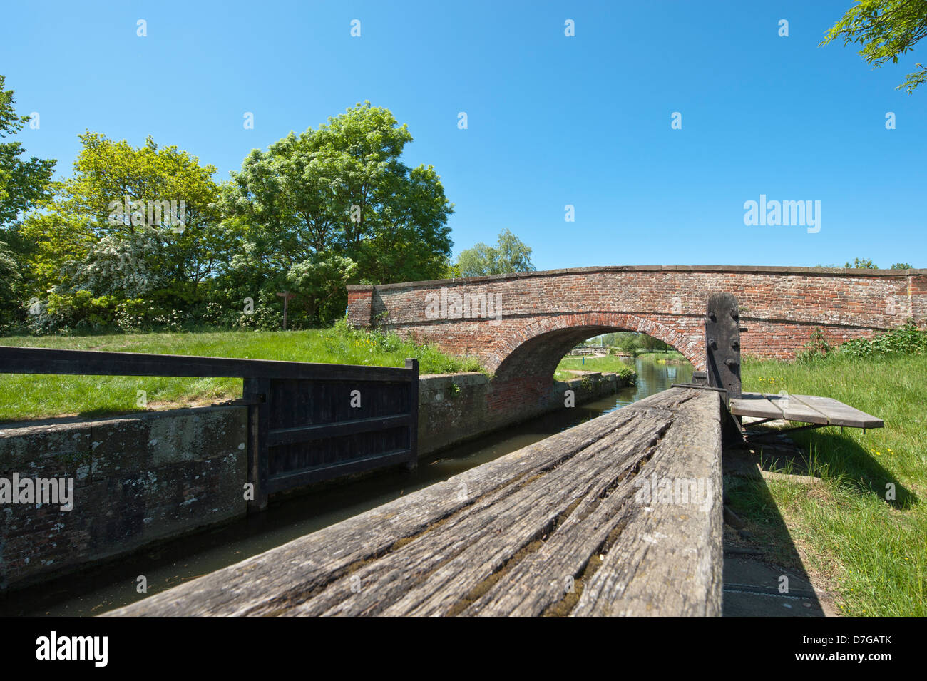 Canal lock under construction hi-res stock photography and images - Alamy