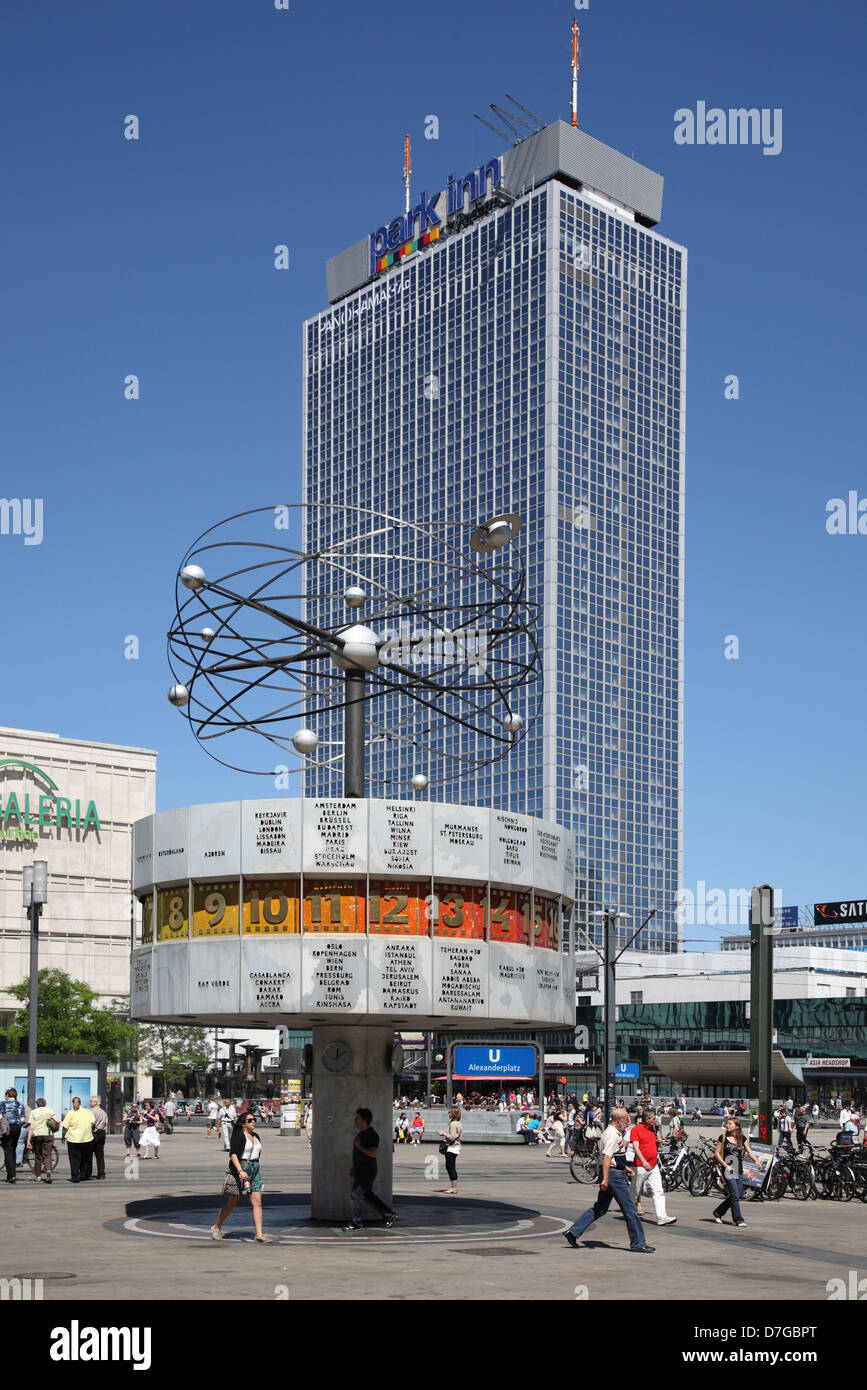Alexander platz alexanderplatz hi-res stock photography and images - Alamy