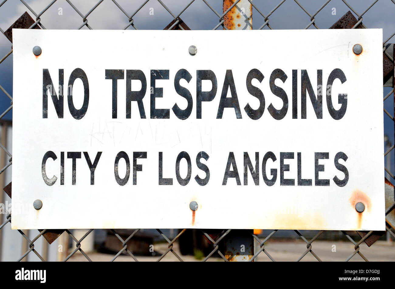 No trespassing sign at the mast by above the Hollywood Sign, Los ...