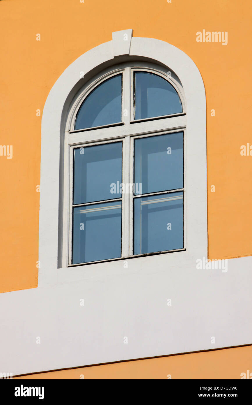 Orange and white building hi-res stock photography and images - Alamy