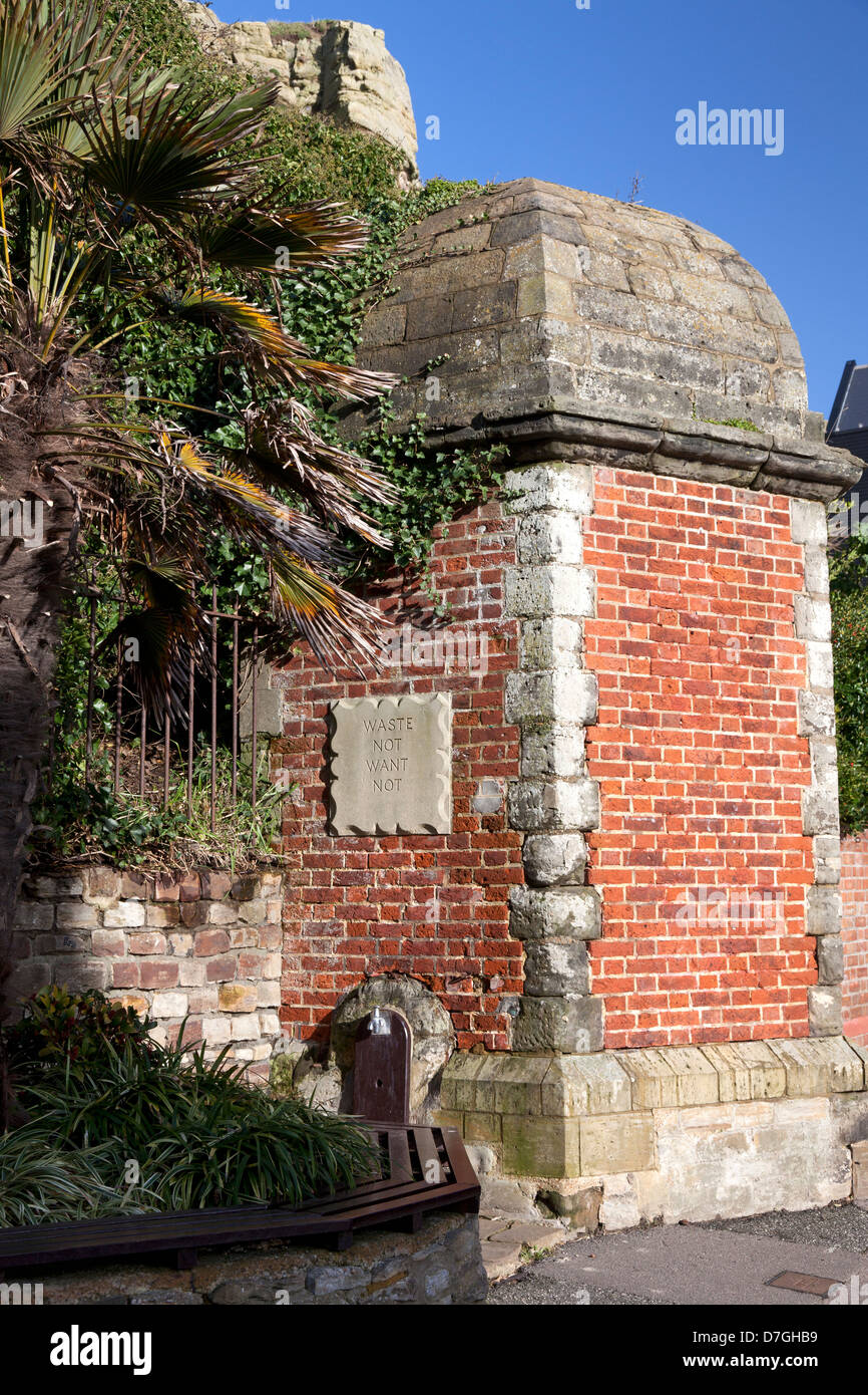 Brick water cistern east well hi-res stock photography and images - Alamy