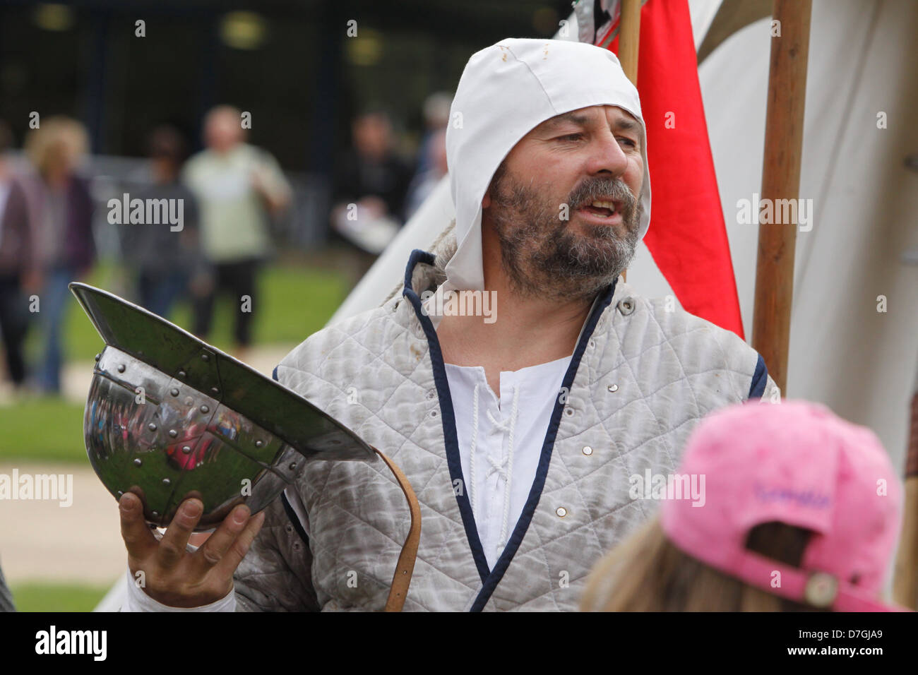 Performers at a medieval pageant wearing medieval costume Stock Photo ...