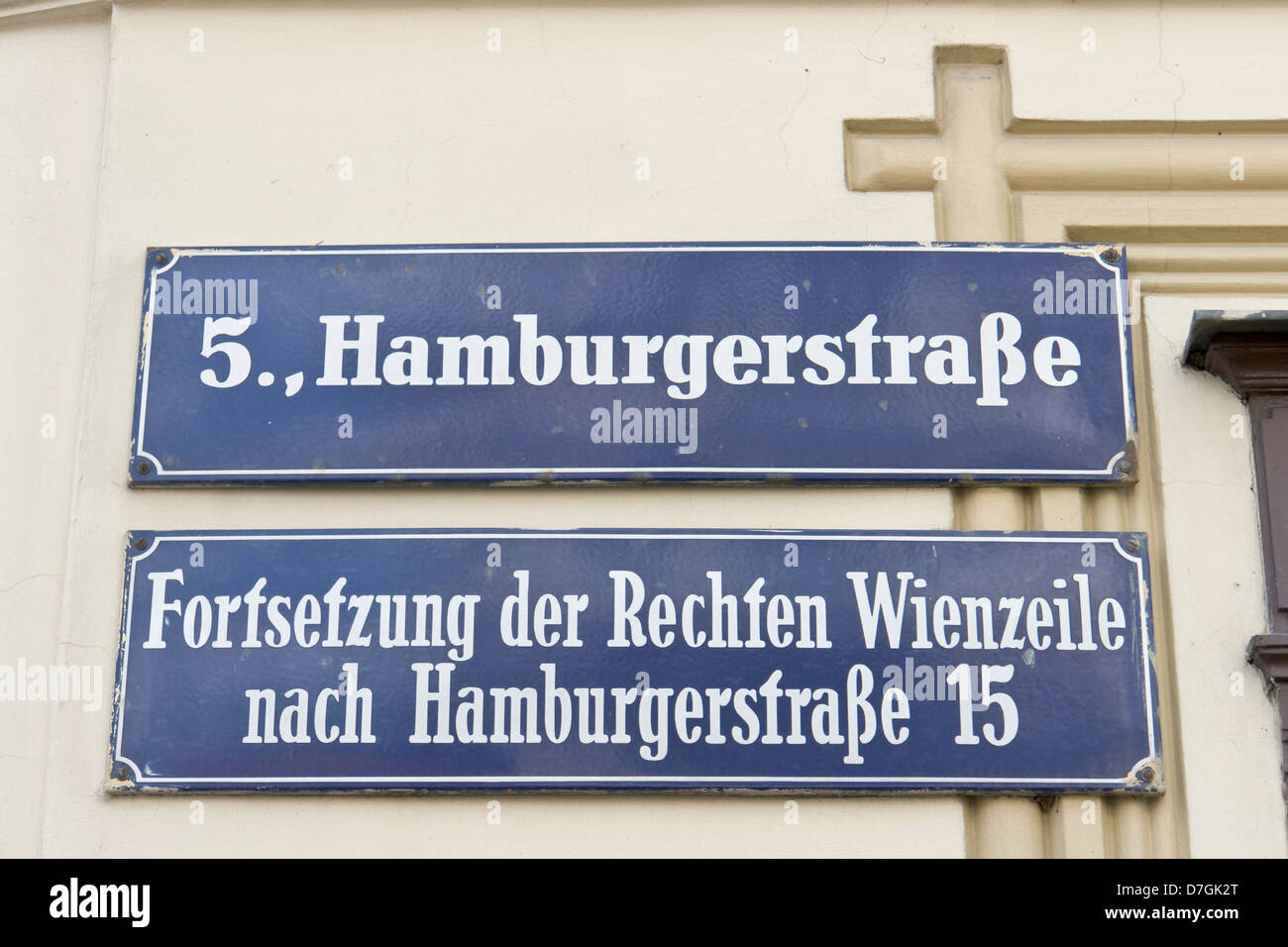 Street sign with explanation of numeration, Vienna Stock Photo - Alamy
